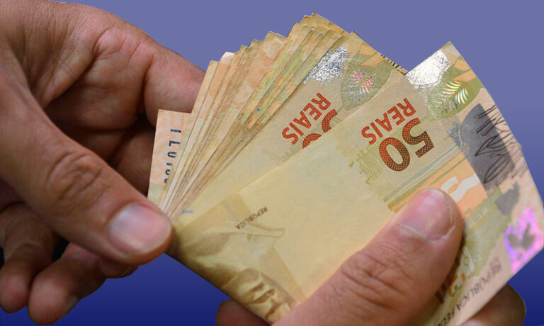 Salário mínimo de 2026 será de R$ 1.631, com aumento de 7,44% | CNR